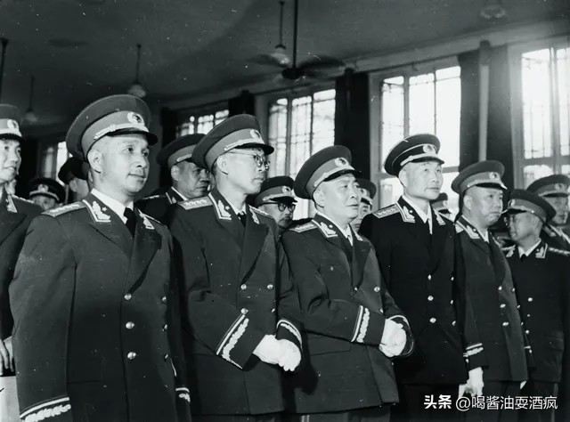 How much do you know about the "one and only" in the military career of ...