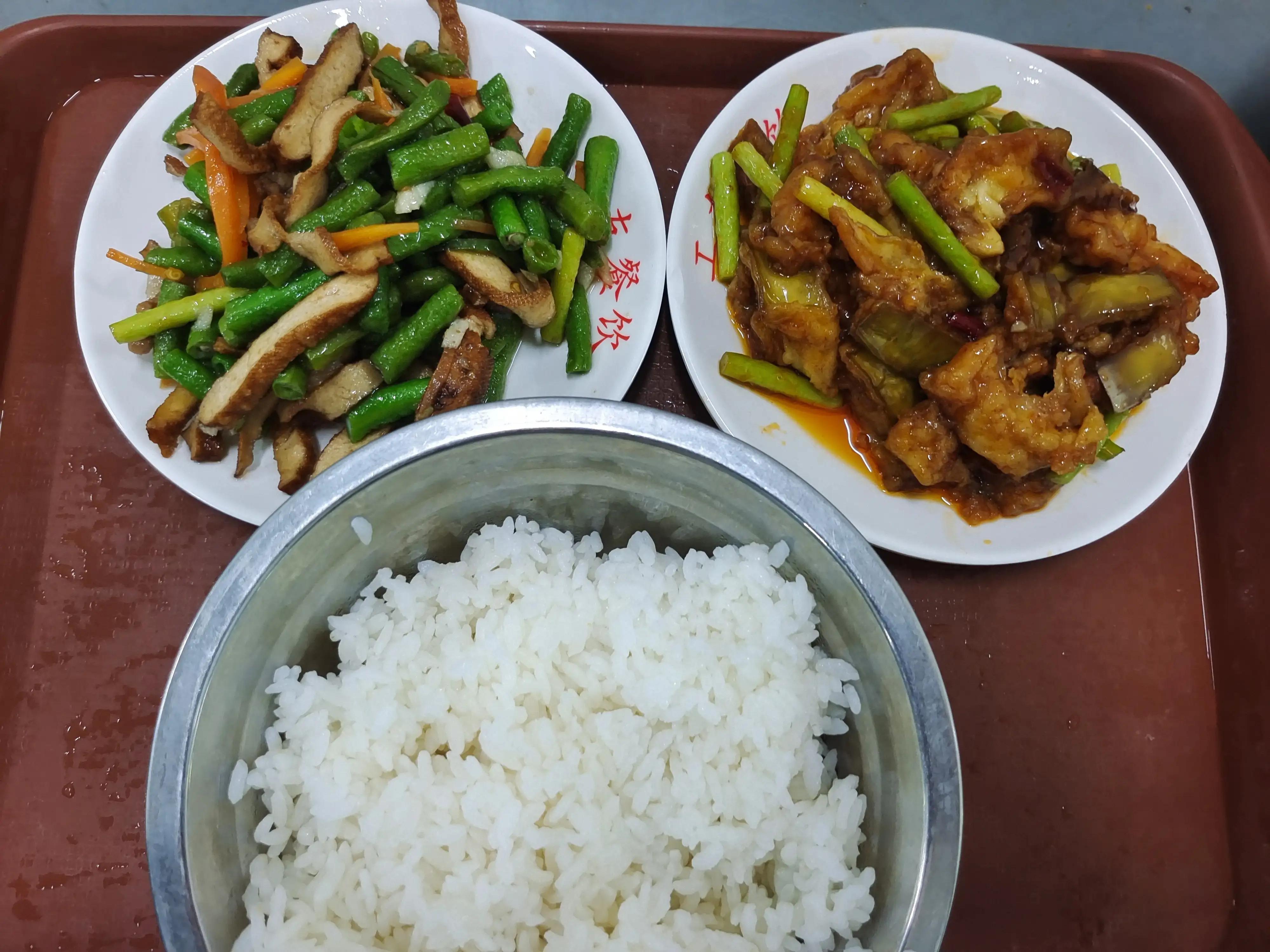 Working meals in Taiwanese manufacturing factories - iNEWS