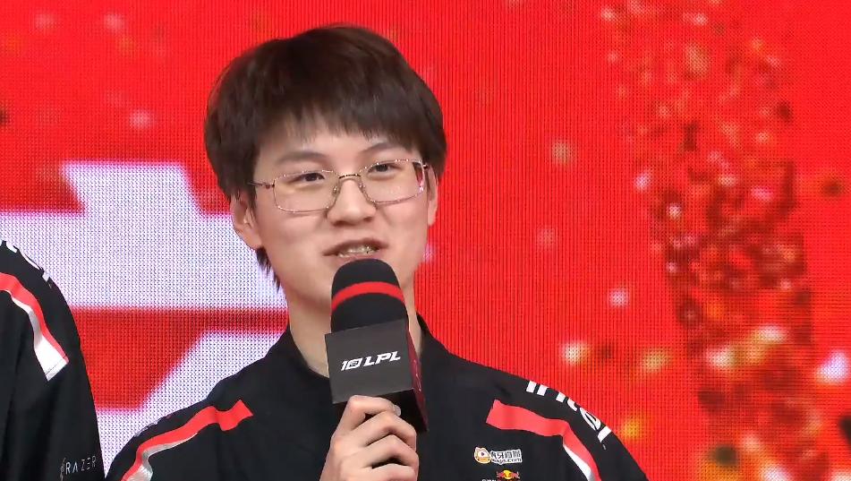 Faker wants to ban LOL from creating trumpets! Uzi sharply comments on the current state of WBG ...