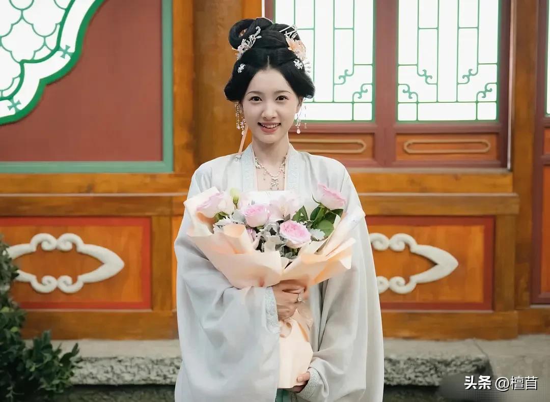 The new Bailu drama is here again, she is so beautiful without showing ...