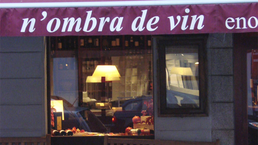 China frequently captures female spies, CIA begins to use beautiful men ...