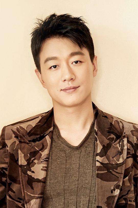 After "Meet Yourself", Liu Yifei filmed an urban drama again, with Wan ...