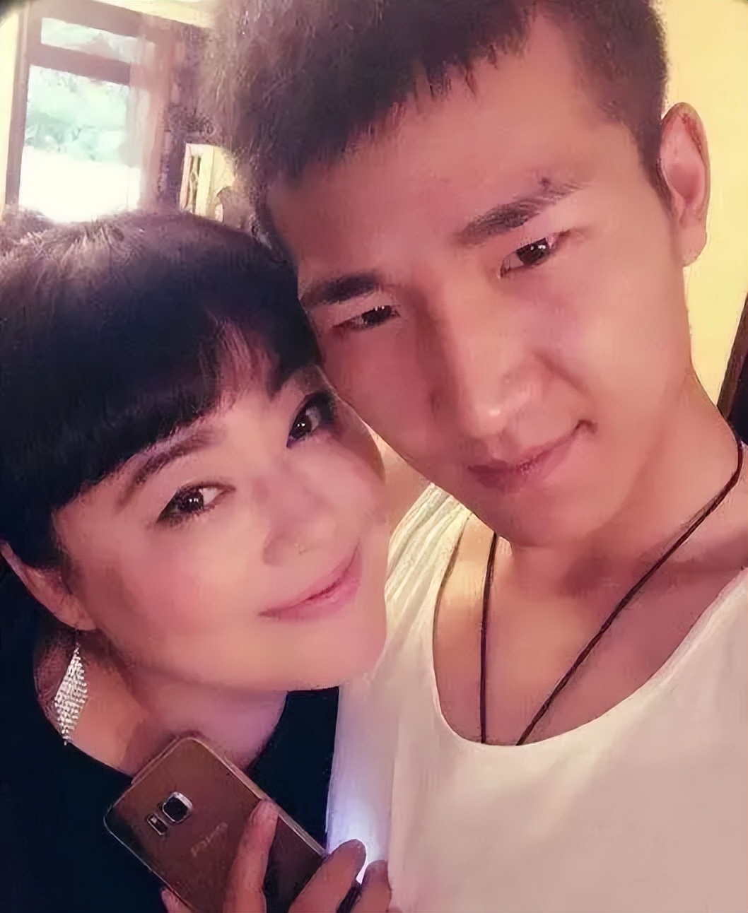 The ending of Li Jingjing's three "sibling love" - iNEWS