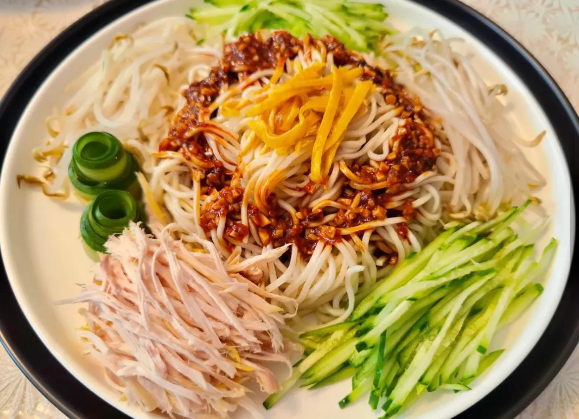 Shredded Chicken Cold Noodles, a Must-Have Summer Appetizer - iNEWS