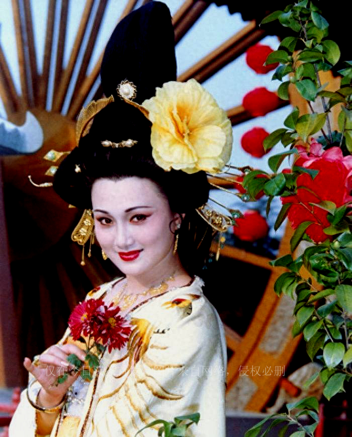 Lin Fangbing: How beautiful is the woman who made Yang Guifei "come out ...
