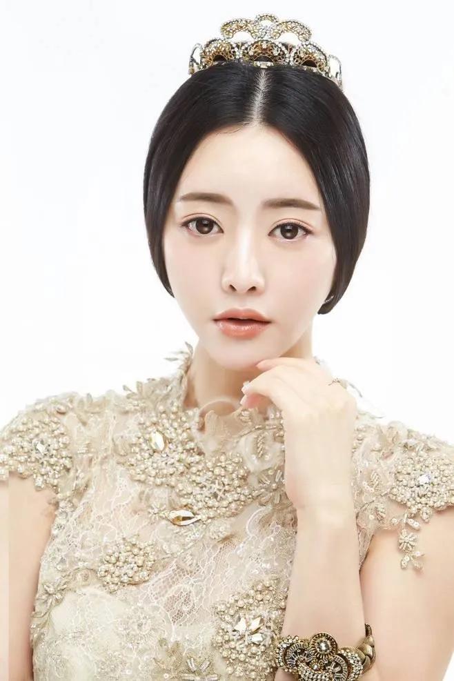 Hong Xiuer's beautiful picture - iMedia