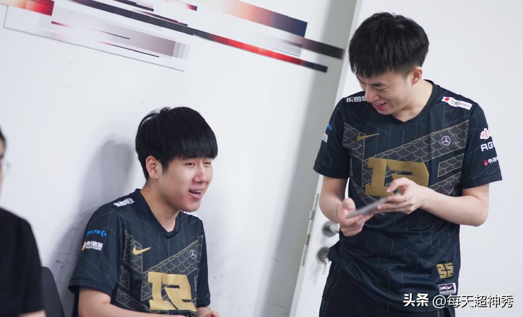 遭遇老對手RNG，EDG臨時變陣，野王Jiejie訓練效果喜人 - 資訊咖