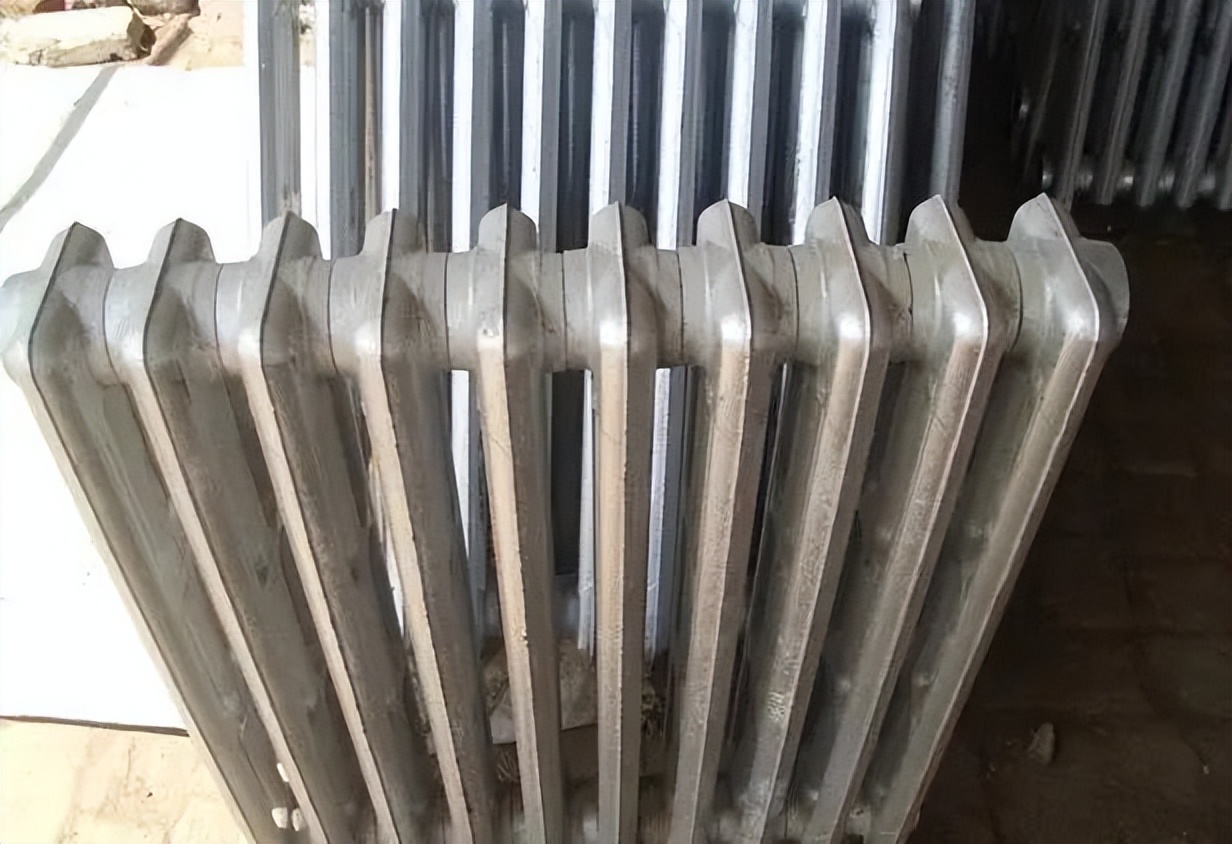 Do you need to fill the pipes with water when the floor heating and ...