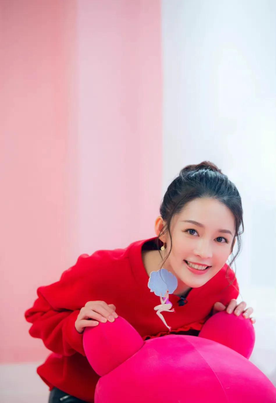 Why hasn't Li Qin, who debuted for 14 years, become a first-line female ...