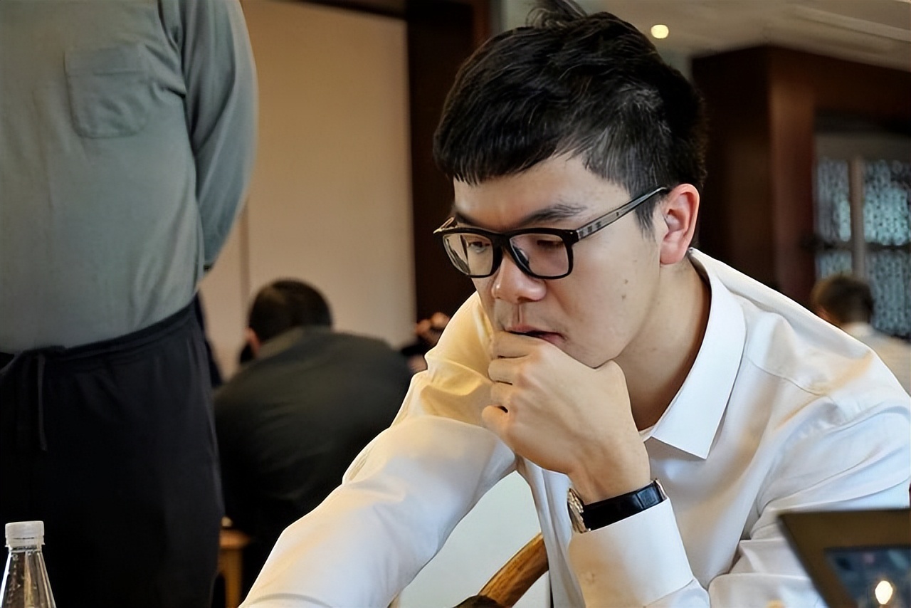 After a lapse of eight months, veteran Chen Yaoye made Ke Jie hopeless ...