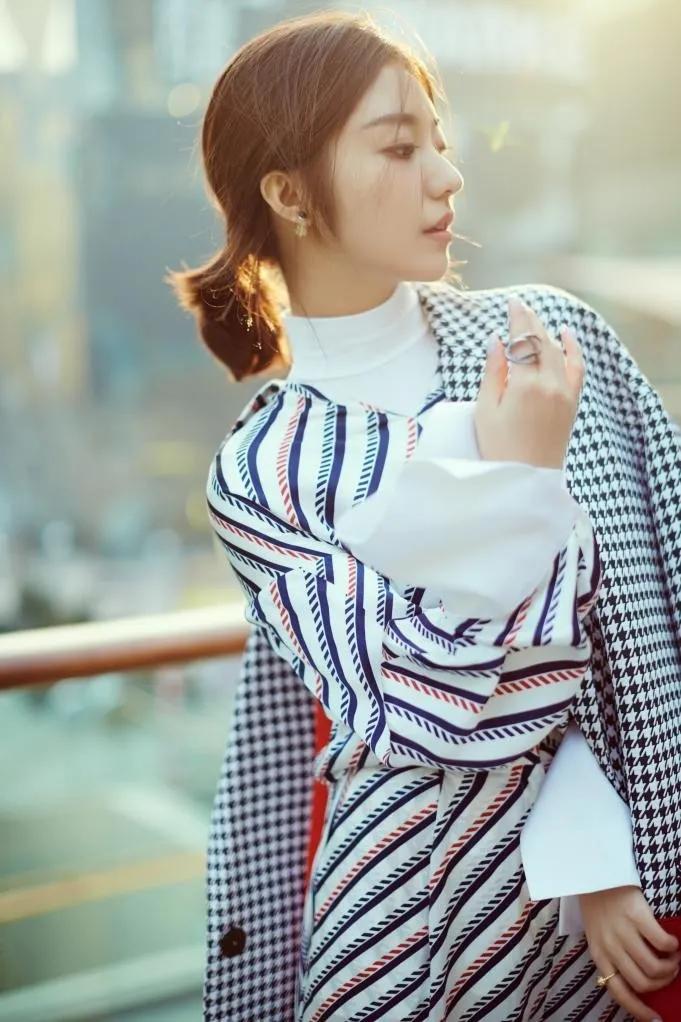 Zhang Xinxin's beautiful pictures - iNEWS