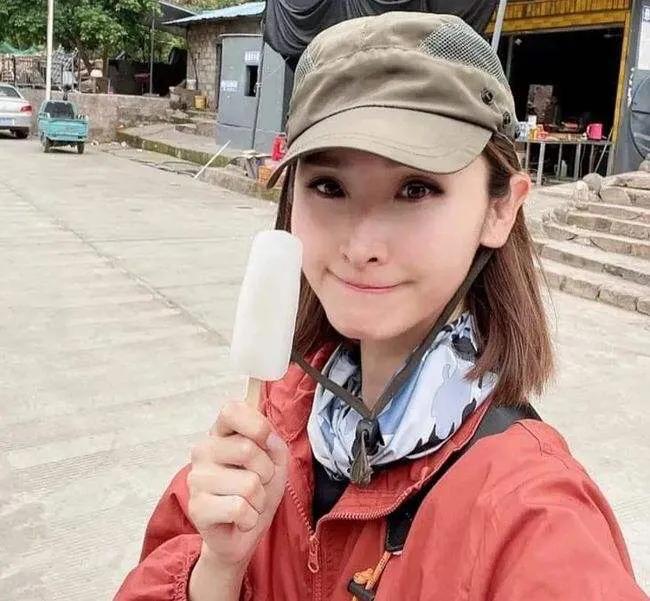 She is the first sister of Hong Kong Entertainment. She has been ...