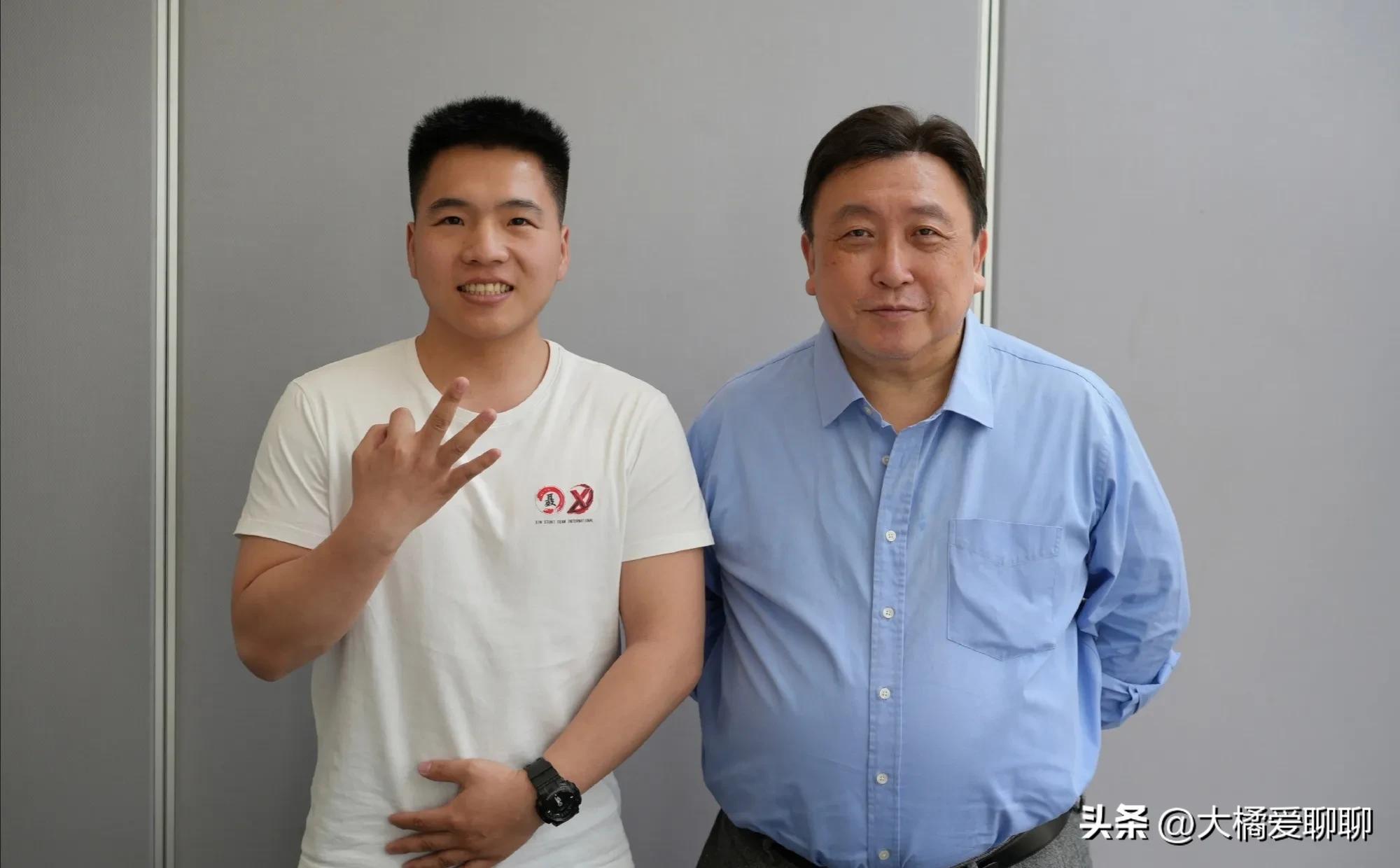 The first broadcast of the new work of the members of the family class ...