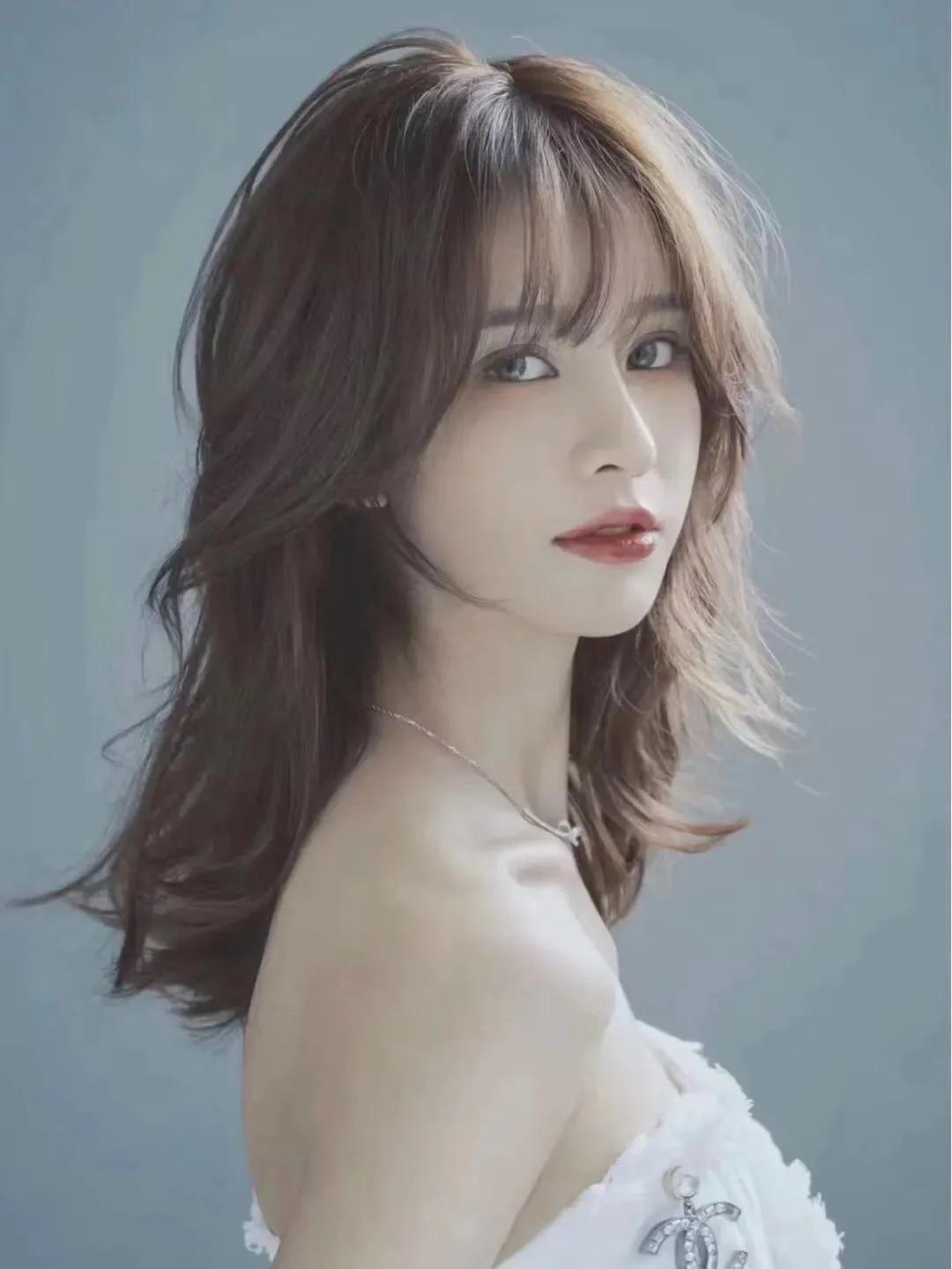 French perm for clavicle hair is too gentle - iNEWS