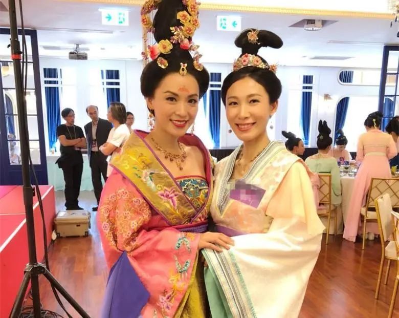 Billionaire Zeng Wenhao has another son, 25-year-old actor wife Li ...