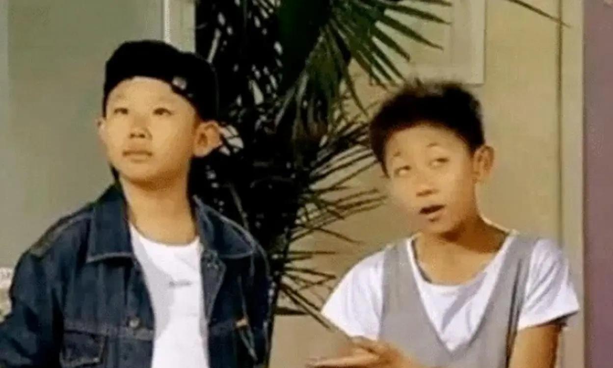 Celebrity Hou Xiang: The super short 36-year-old actor and his wife ...