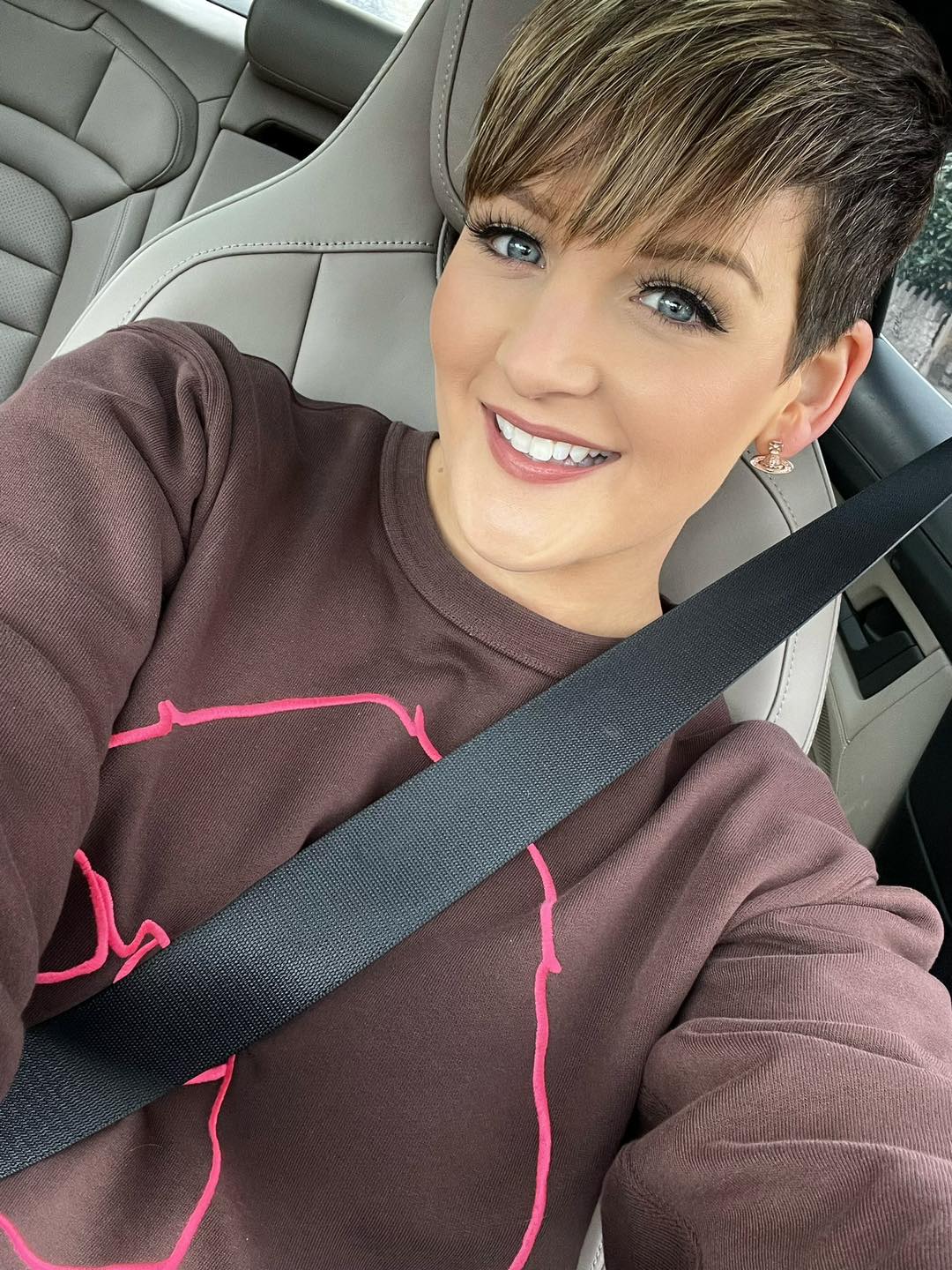 Hannah Brooks, Rising British Personality Actress - iNEWS