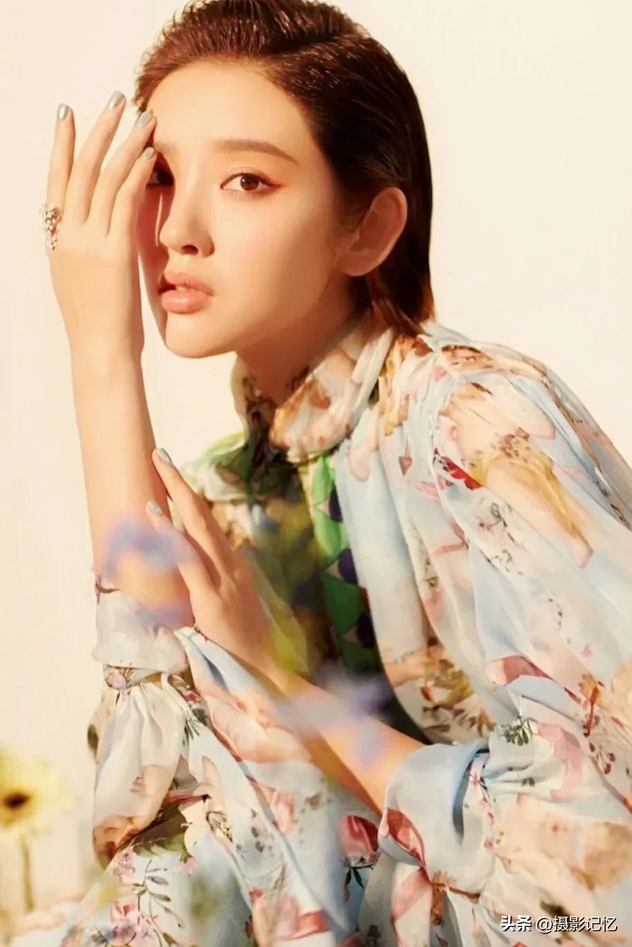 Tang Yixin: A Beauty - iNEWS