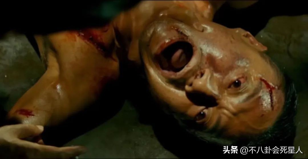 It was also a torture scene, how many "Jin Dong" slapped Zhang Yi in ...