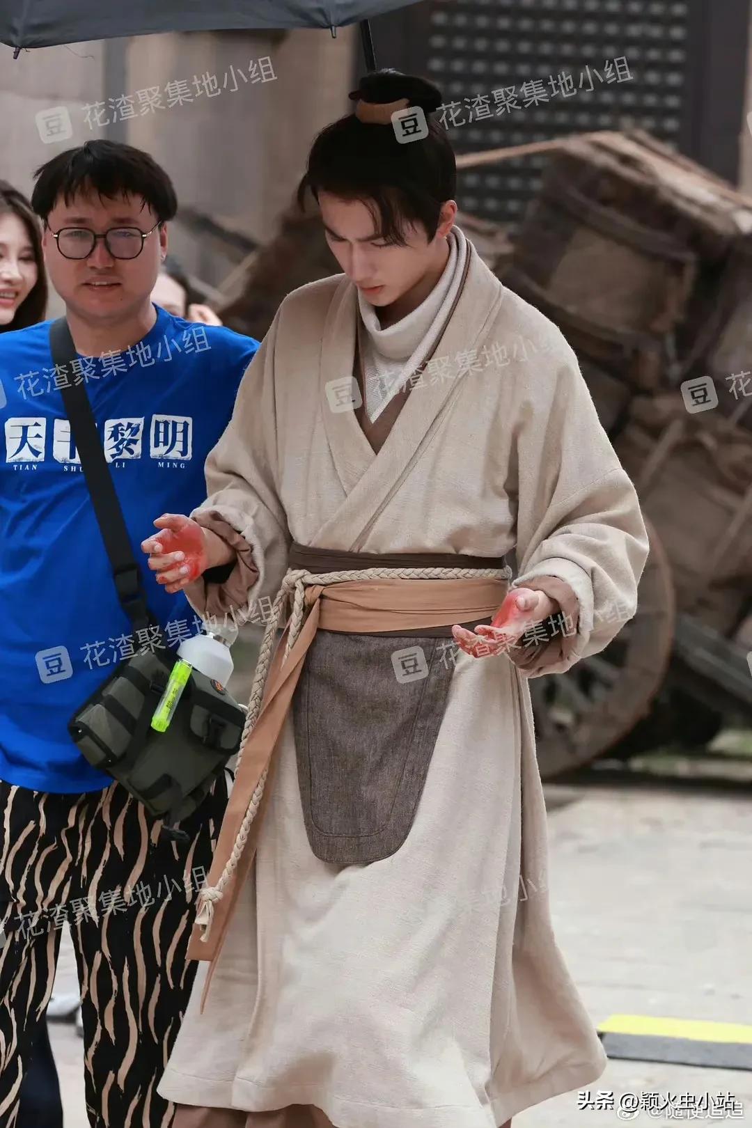 7.10 Entertainment Melon: Ding Yuxi Zhao Lusi Yang Yang Li Qin Zeng Shunxi Li Hongyi Yang ...