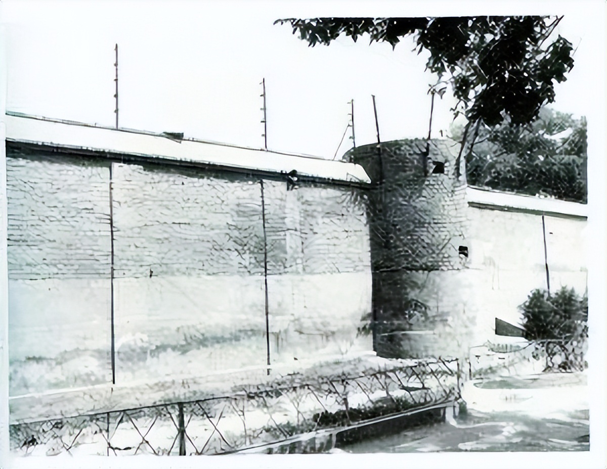 What was the gun station alley doing in the first place? - iNEWS