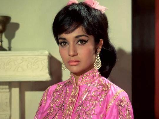 Revisit old Indian movies The Wanderer and Caravan - iNEWS