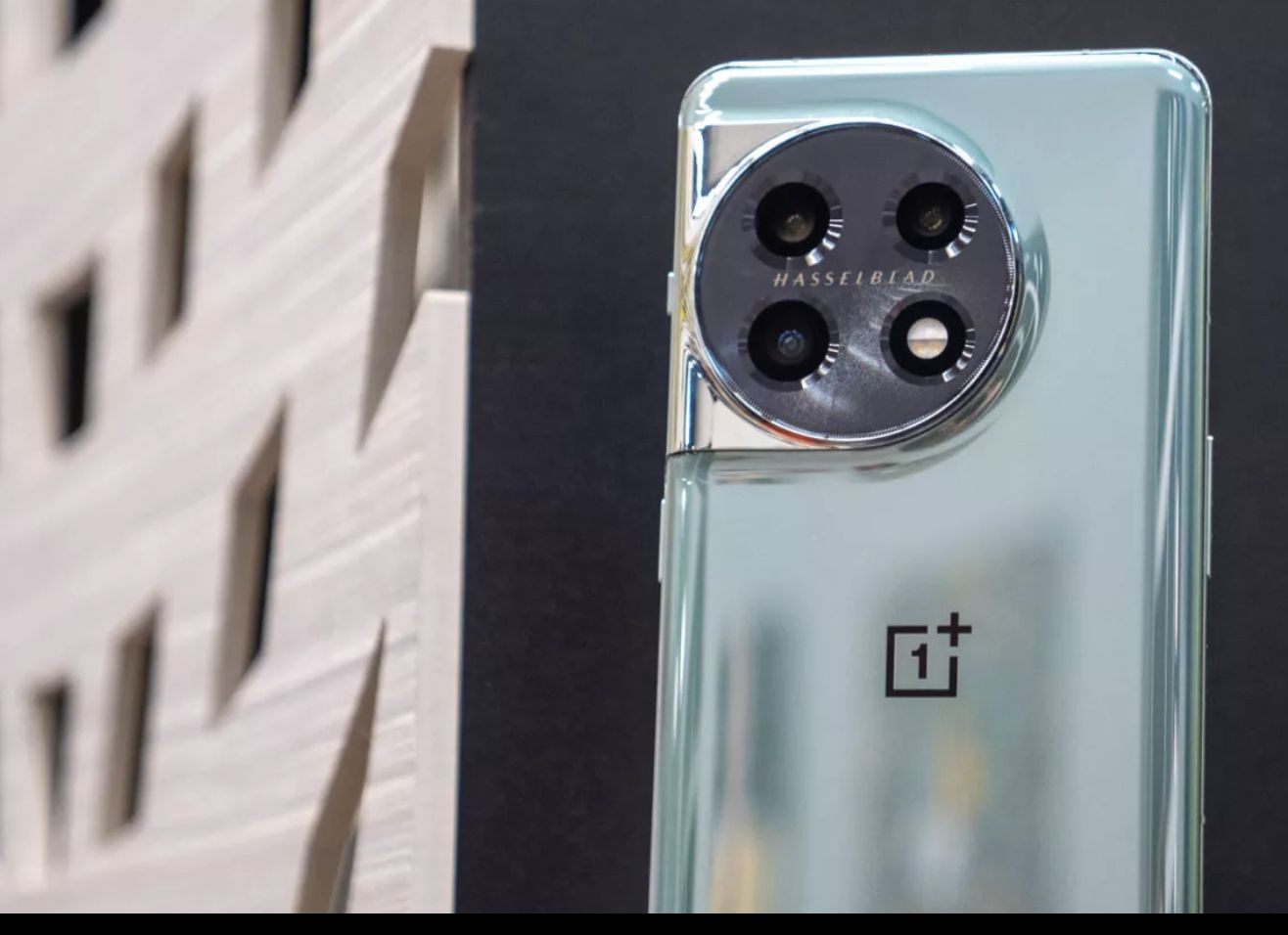 OnePlus 11 gets 100-day return period for users to see if they like it ...