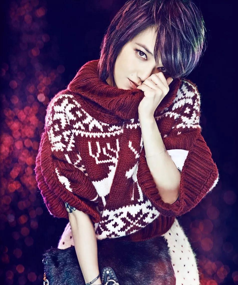 Write about my favorite musician Mavis Fan and her songs - iNEWS