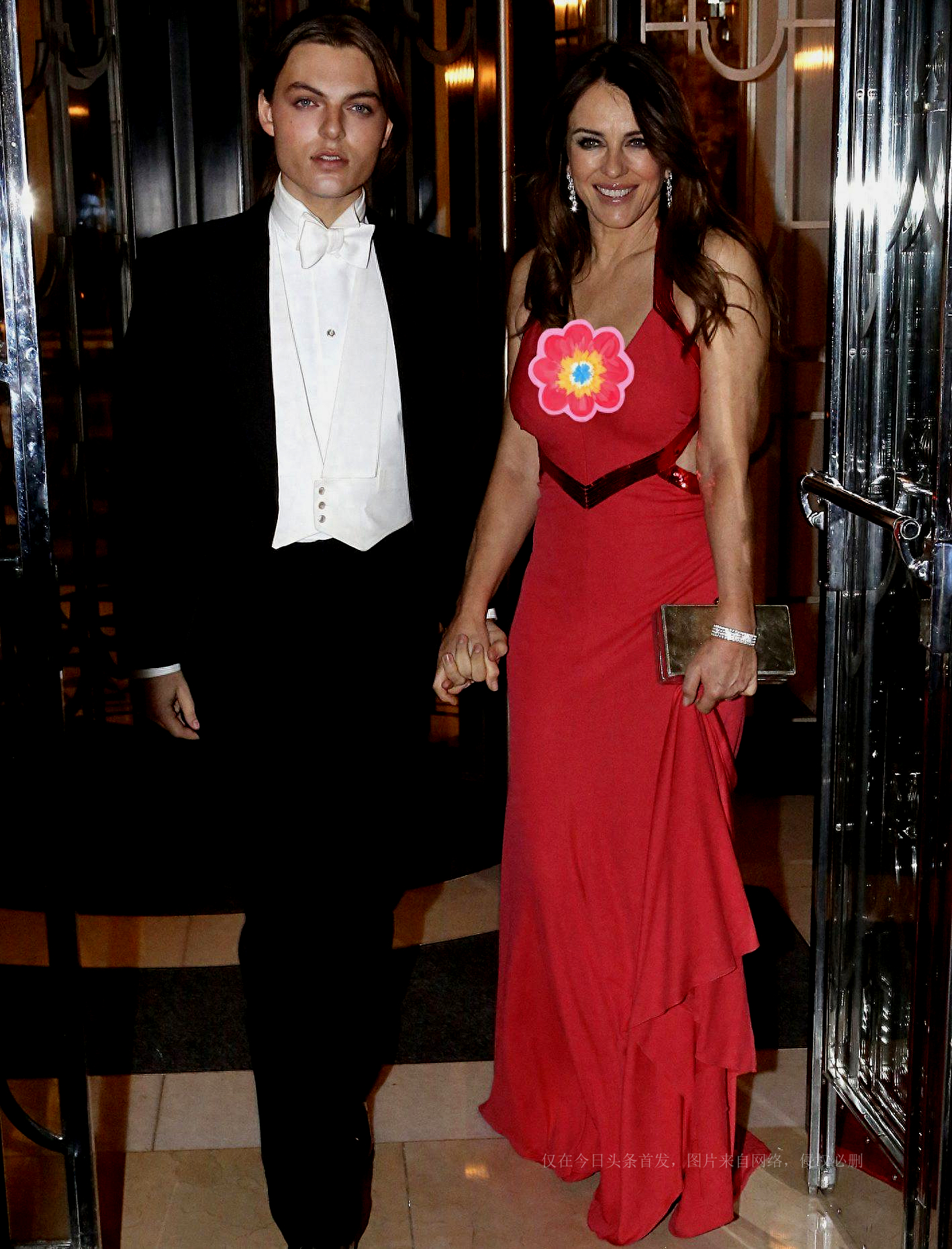 56-year-old supermodel Elizabeth Hurley brought her 19-year-old son to ...