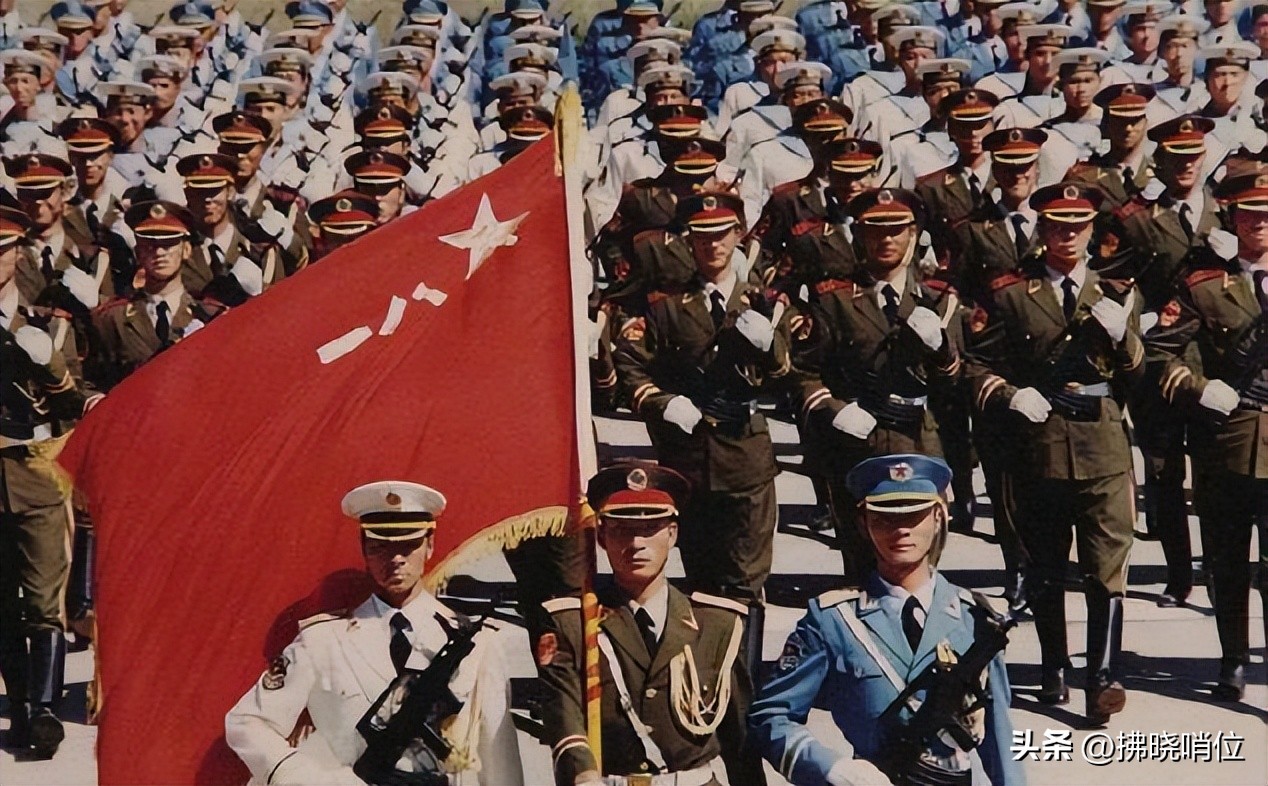 The Flag Fluttering - A Brief History of the PLA Flag - iNEWS