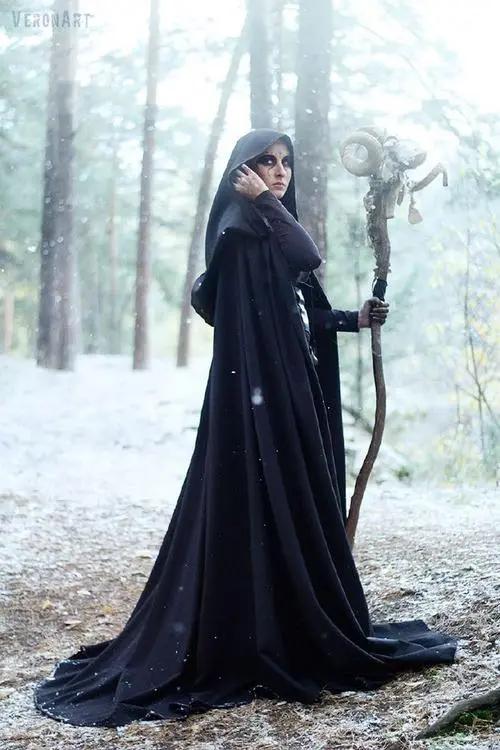 Do you know what light and shadow effects the movie uses to cast a veil ...