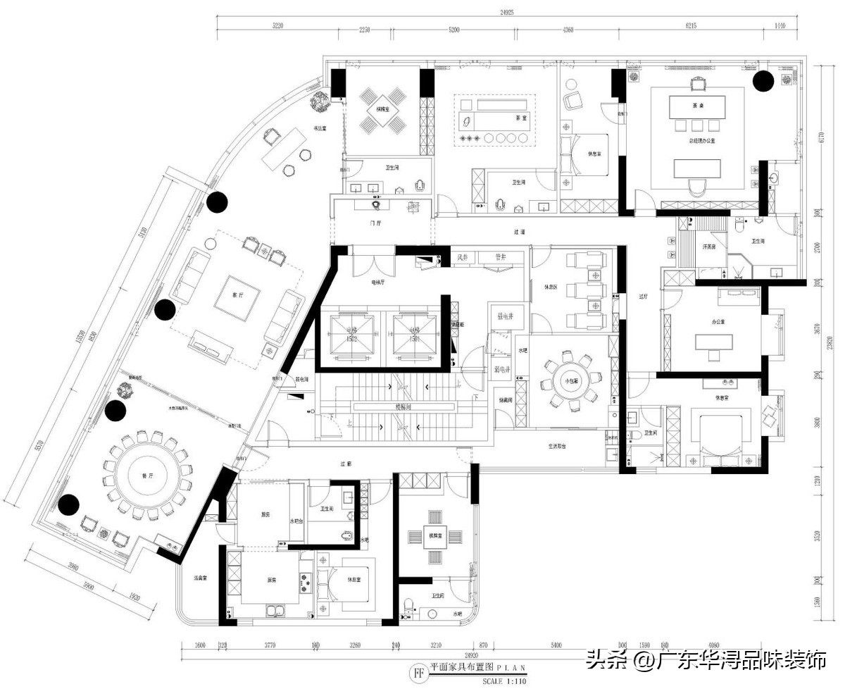 The 580-square-meter modern Chinese-style mansion, with white siding ...