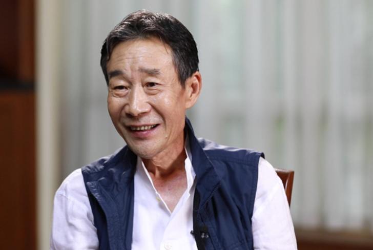 Obviously their acting skills are mediocre, but they insist that they ...