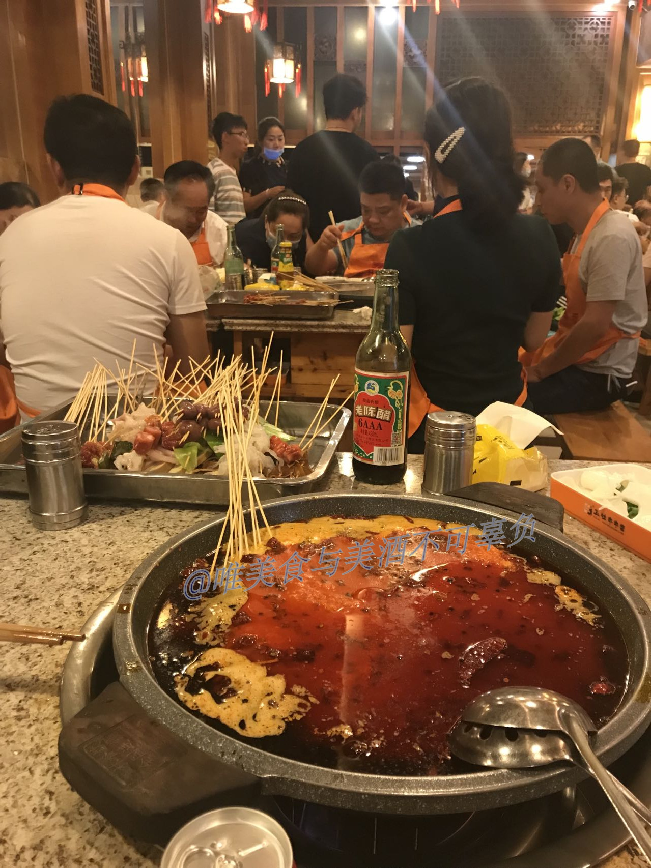 Hot pot, steamed vegetables, skewered incense, cold cups and cold pot ...