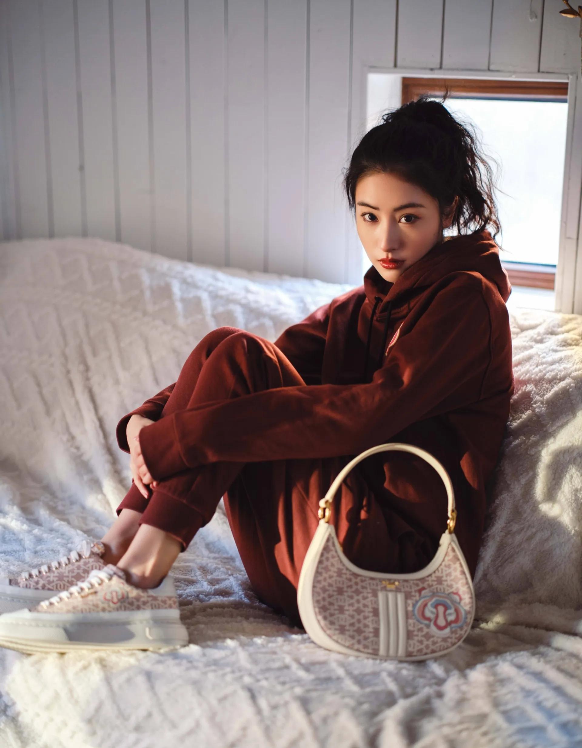 Mao Xiaohui's beautiful picture sharing - iNEWS