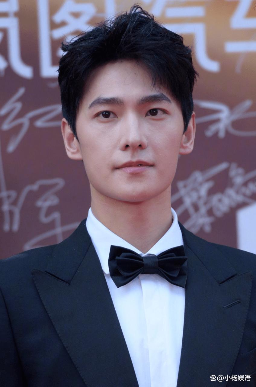 Exposure of Huabiao Award Male Celebrity Profile: Wang Yibo's eyes are ...