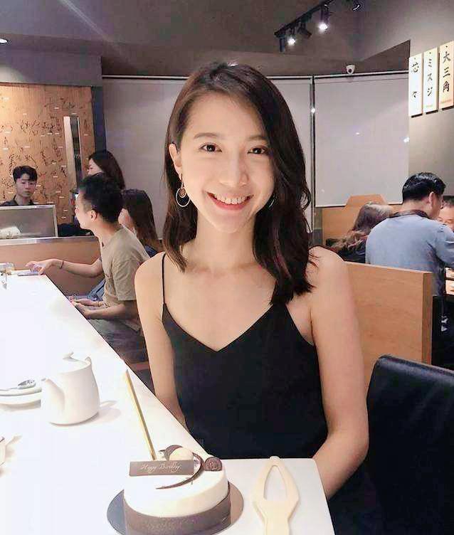 Li Zekai's rumored girlfriend Lin Xuanyu posted photos at home and is suspected of living ...