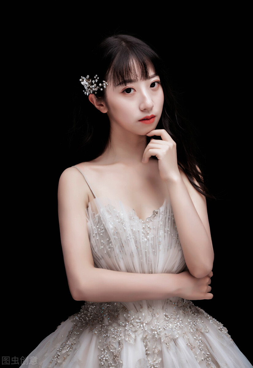 She is known as "the first beauty in the East", married a rich American ...