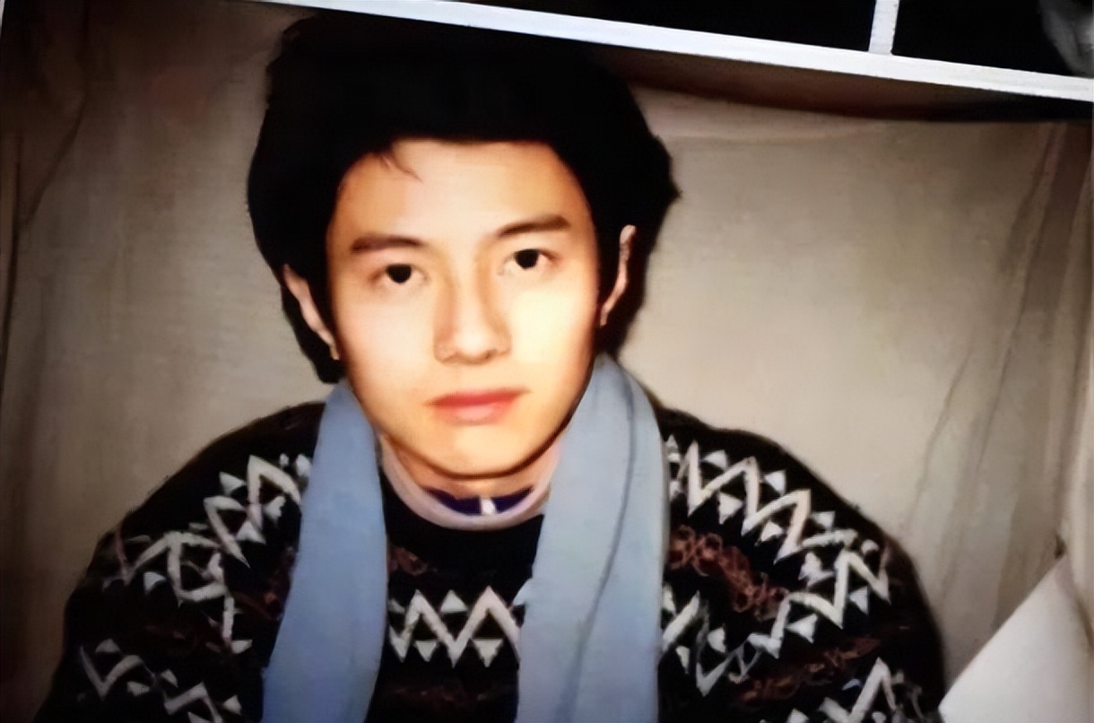 Zheng Jun: Abandoned his wife of 18 years, turned around and married ...