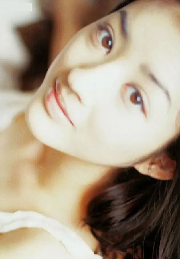 Ozawa Mayu: Pure beauty, big and bright eyes - iNEWS