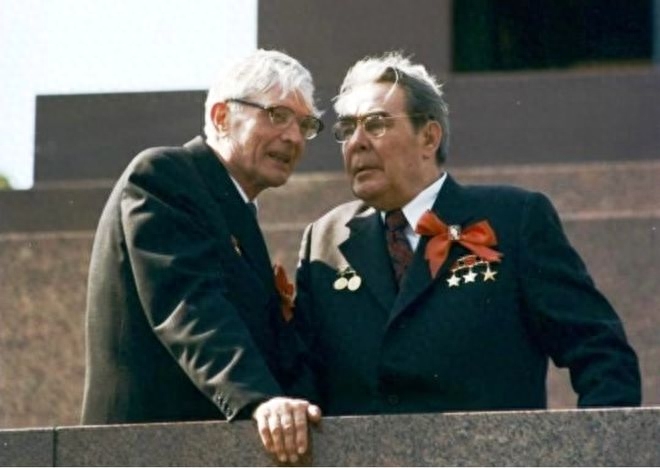 The "Gray Bishop" Suslov of the Soviet Union, was he a great man or a ...