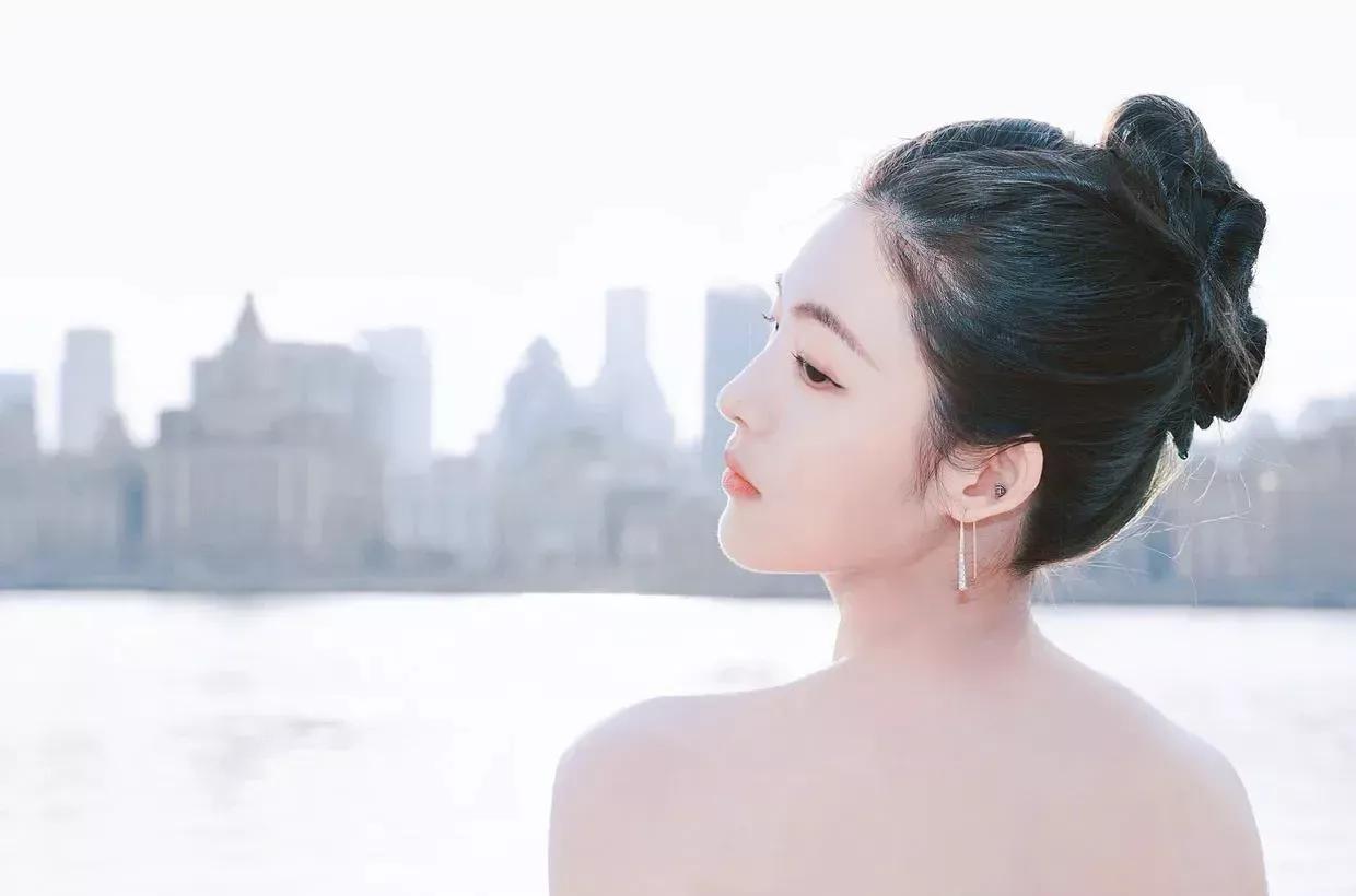 Sun Rui's beautiful photo album - iNEWS