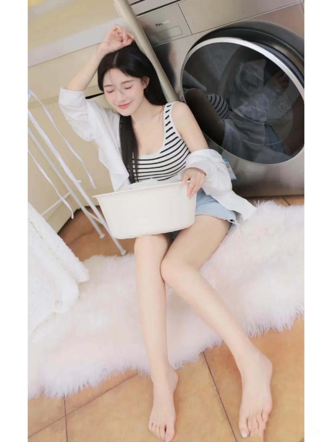 "Sweet Singer" Wang Xiaoxiao - iNEWS