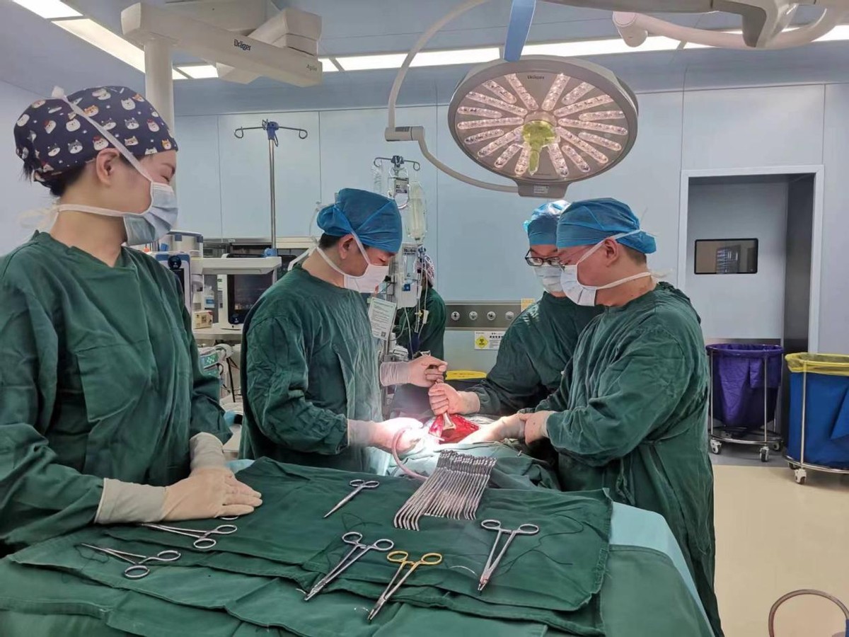 Malignant liver cancer ≠ death, the 60-year-old man was reborn in ...