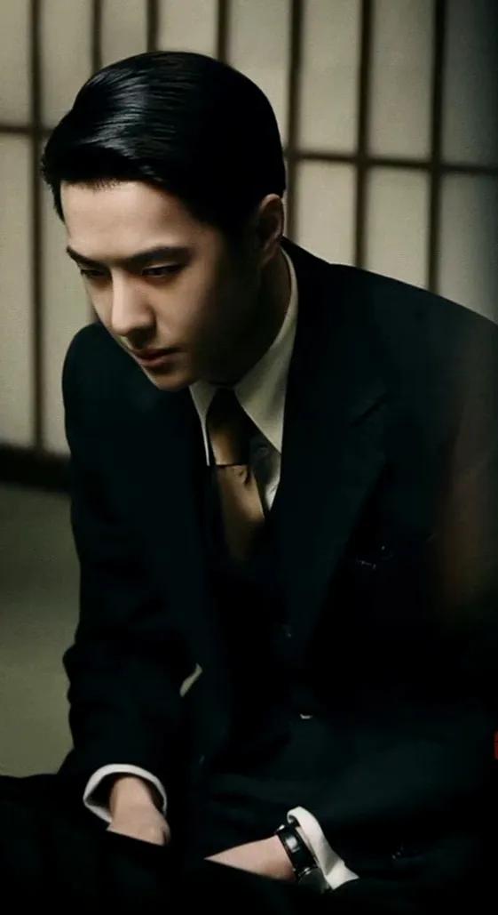 The atmosphere of the two sets of pictures of Bo Jun and Yi Xiao is a ...