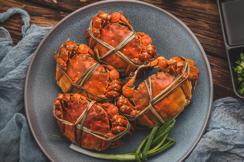 Steamed crabs are useless when you put them directly in the pot. The ...