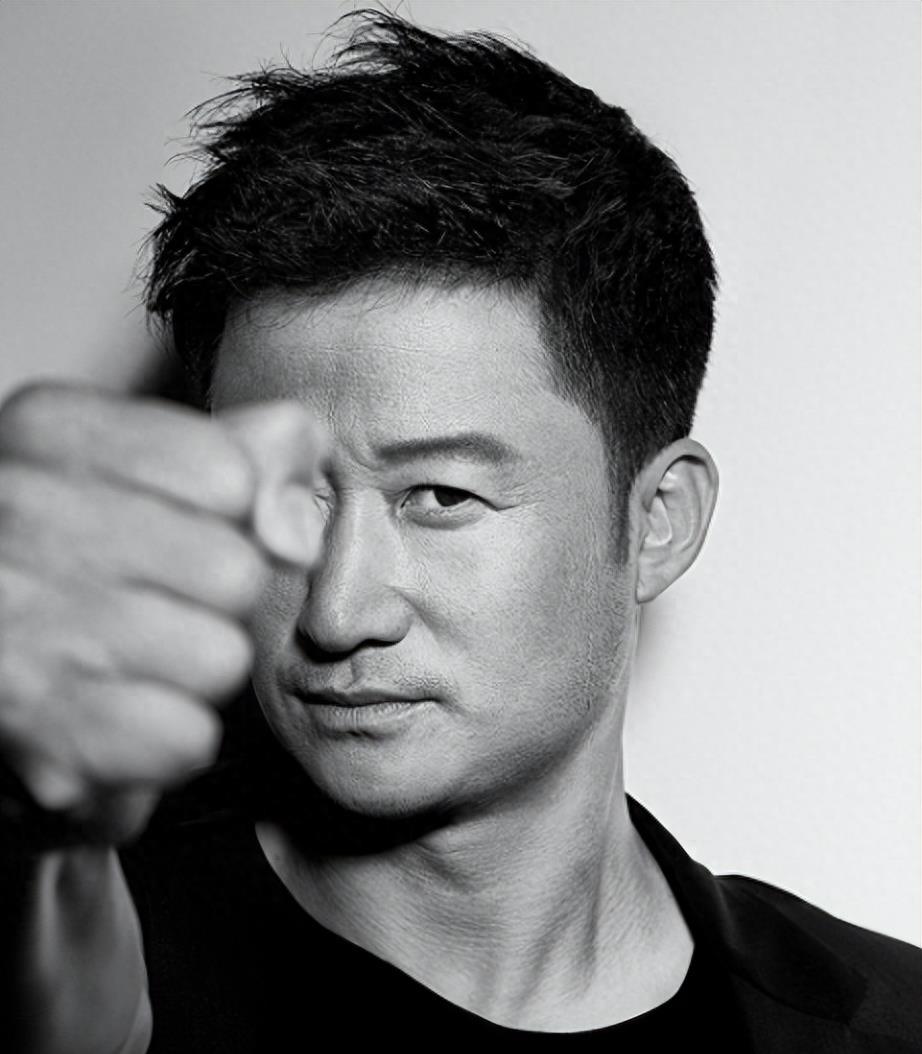 Wu Jing's father is a great man, no wonder he is so popular! - iMedia