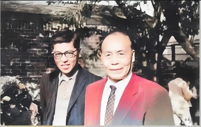 In 1965, before Li Zongren returned to China, he took a rare group ...