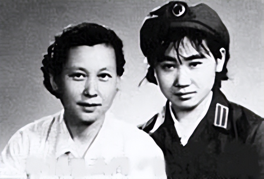 Lin Biao and his five women - iMedia