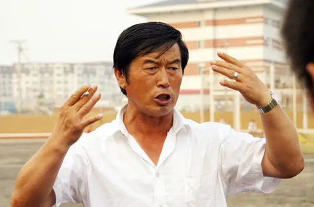 Ma Jiajun coach Ma Junren: After falling off the altar, raising a dog ...